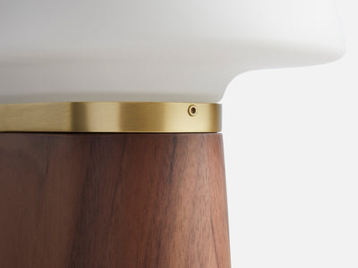 Nova table lamp - Walnut