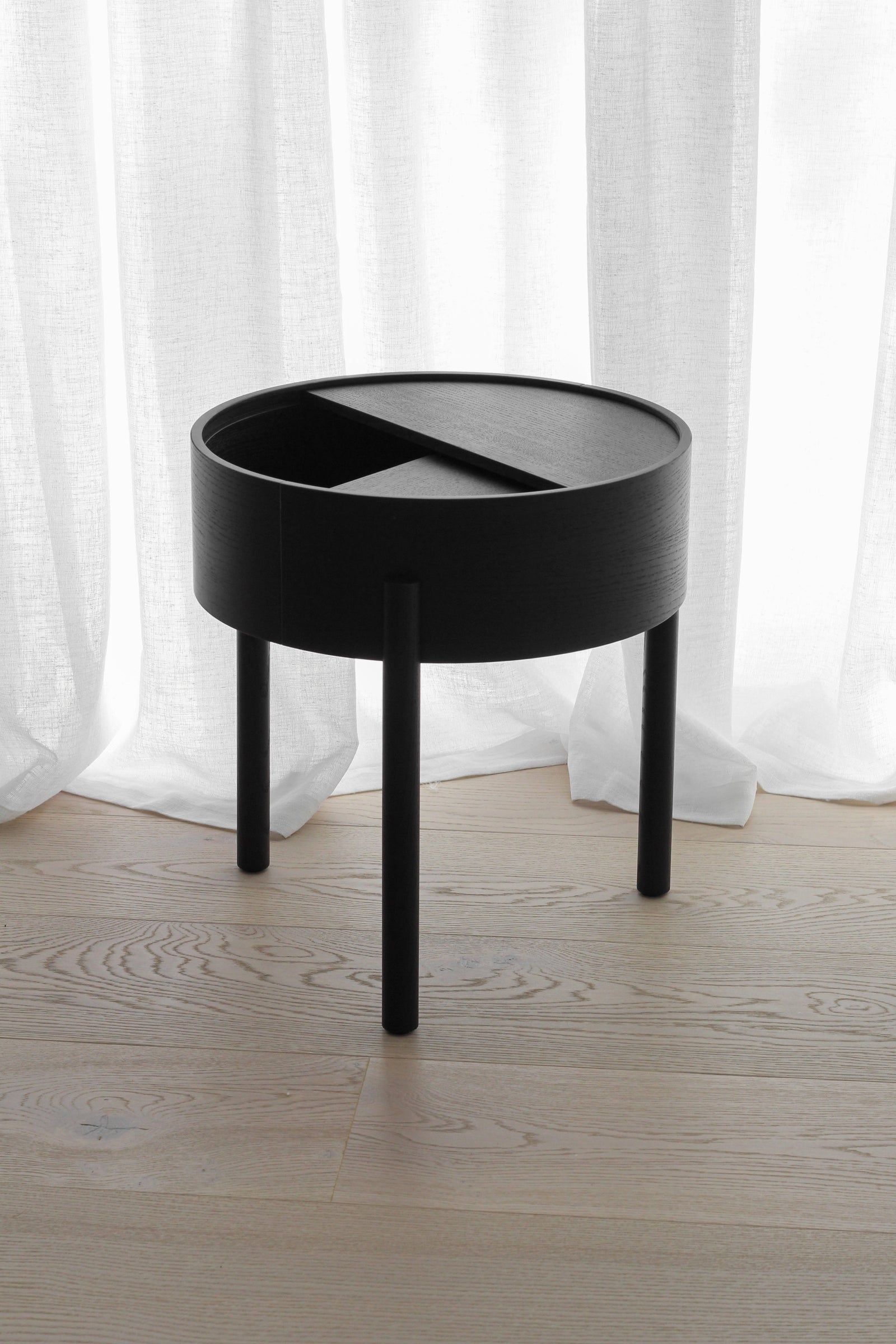 Arc side table (42 cm) - Black