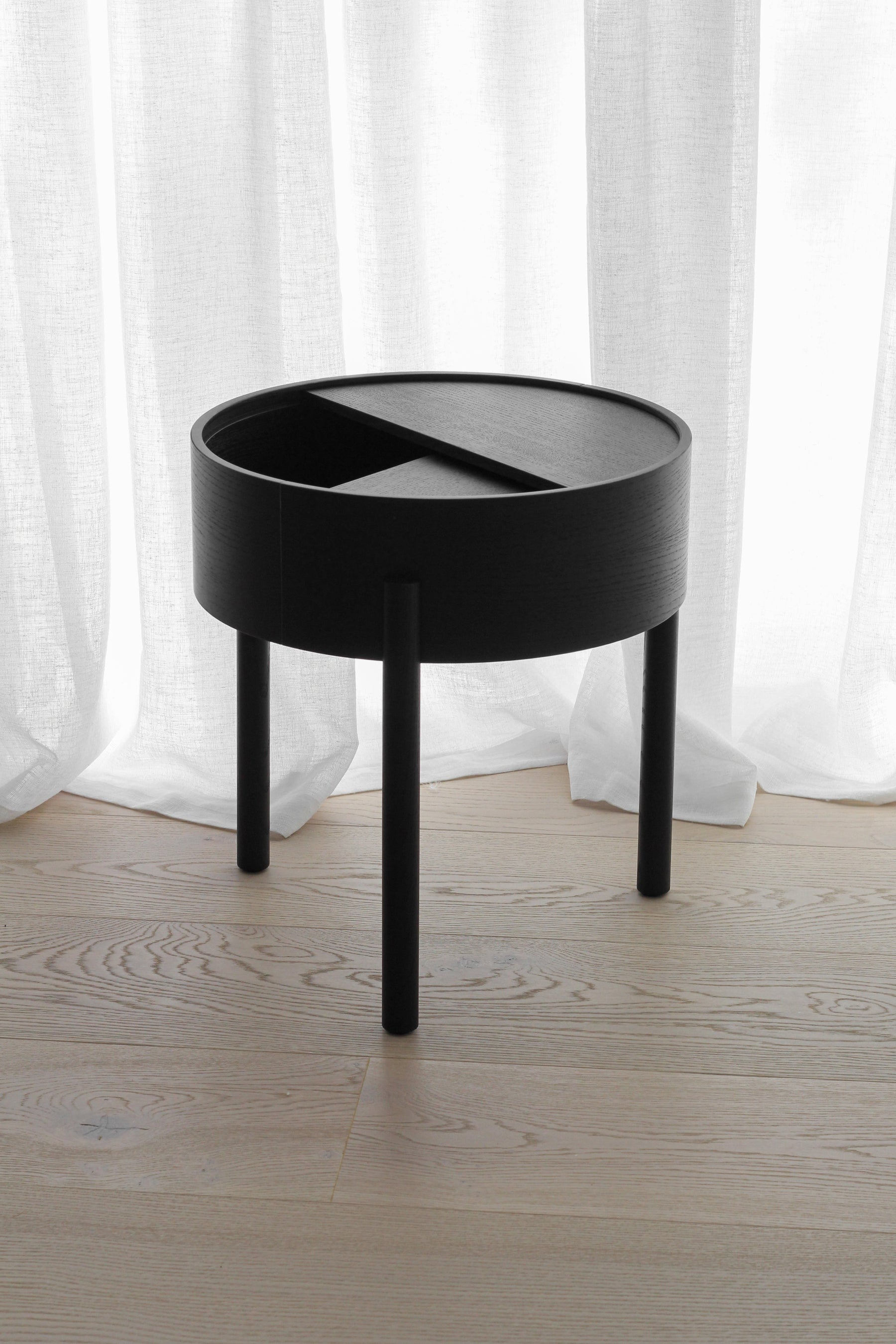 Arc side table (42 cm) - Black